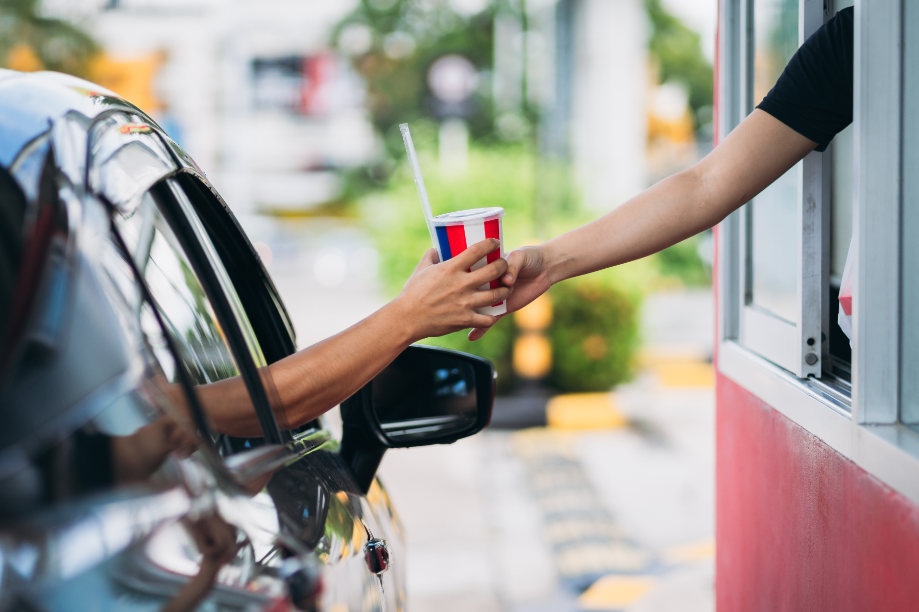 MORNINGS WITH TRISTI #10: The Drive-Thru Difference - 89.5 KTSY